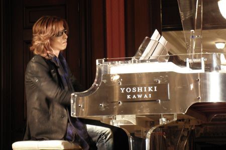 28分59秒にも及ぶ長編楽曲「ART OF LIFE」はYOSHIKIの半生をモチーフとした内容でした。
