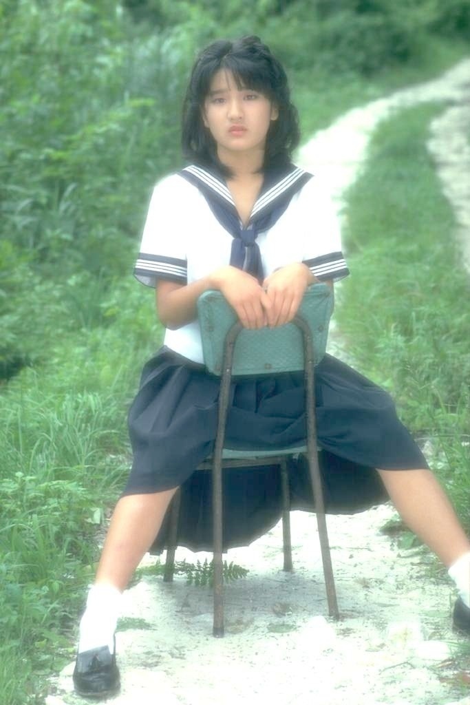 13歳で「少女M」という名でヌードモデルとしてデビューした『田中みお』覚えてる？！