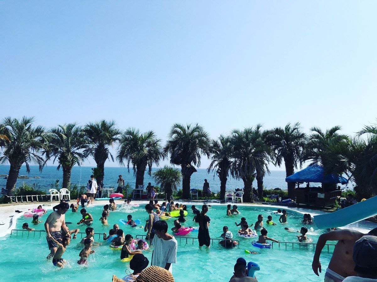 鎮座DOPENESSやLIBROらが出演『STARNGER THAN ISLAND』 植物園パーティーが今秋開催！